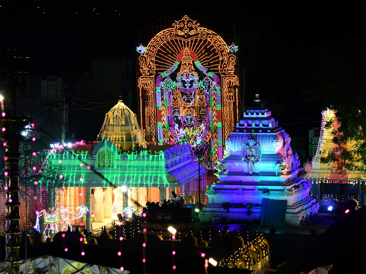 దేవుని కడప శ్రీ లక్ష్మీ వేంకటేశ్వరస్వామి వార్షిక బ్రహ్మోత్సవాలు (ఫొటోలు ...
