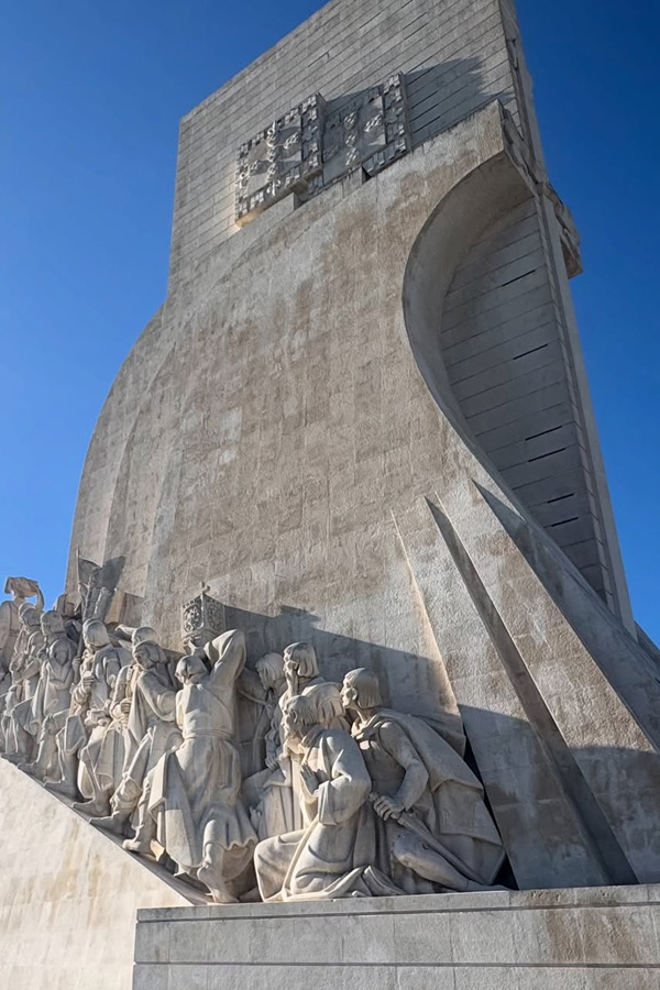 కూతురితో కలిసి పోర్చుగల్ ట్రిప్ వేసిన ప్రణీత (ఫొటోలు) | Actress ...