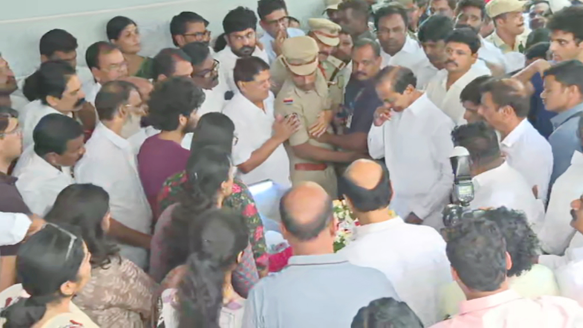 మాగంటిని చూసి.. కన్నీరు పెట్టిన కేసీఆర్‌ | BRS KCR Sad Over Maganti ...
